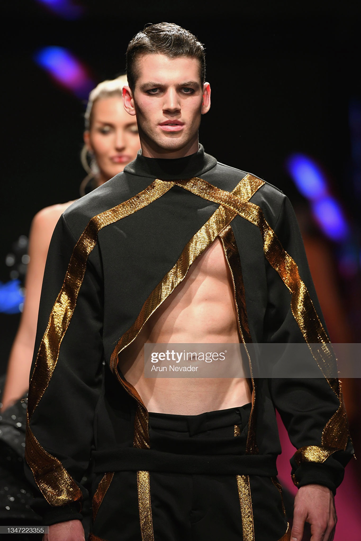 Kenneth Barlis – Noah Fearnley